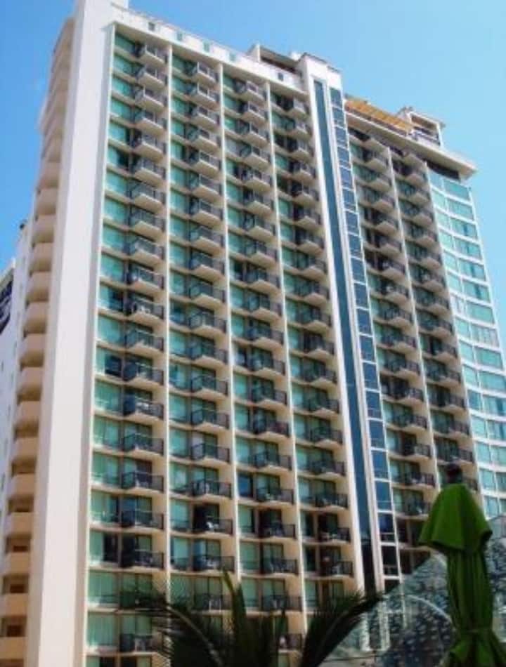 1-bedroom Koa Suite At Waikiki.. - Honolulu