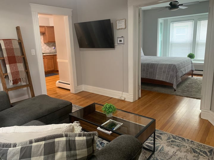 Renovated, Private Parking,location, Washer Dryer! - Albany, NY
