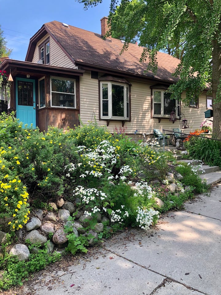 Rosie’s Eastside Garden Bungalow - Milwaukee, WI