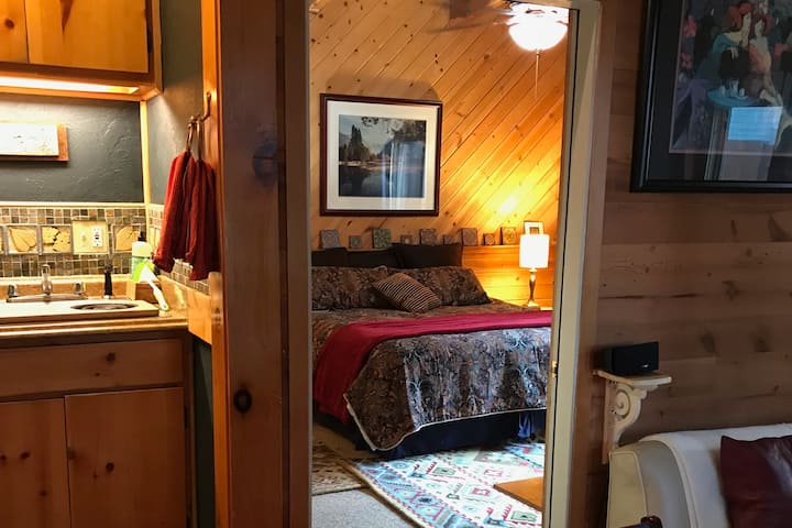 Heavenly Ski Resort-premium One Bdr Cabin - South Lake Tahoe, CA