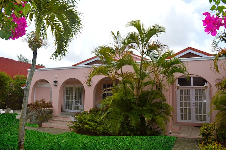 Your Luxurious Home Away From Home - Rodney Bay