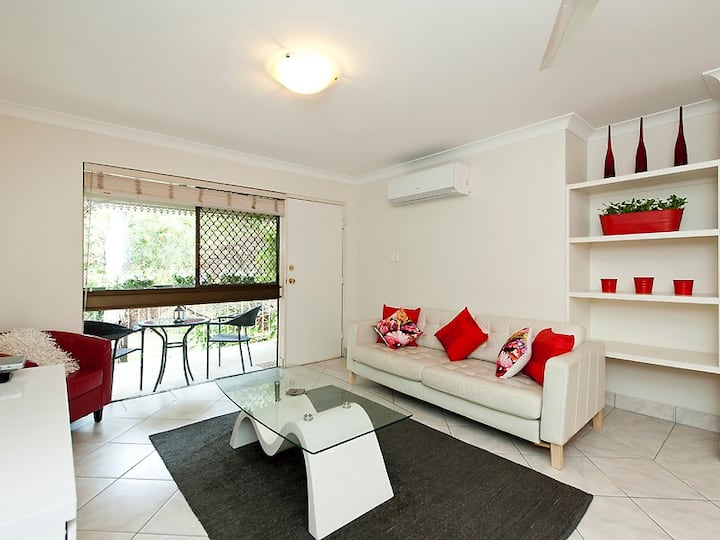 Forrest St - Elegant Subiaco Style In Central - Perth