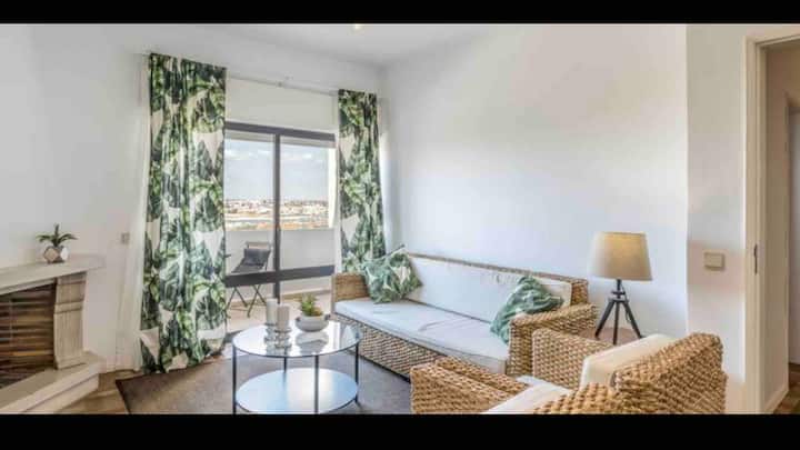Praia Da Rocha 2 Bed Flat With Amazing View - Portimão