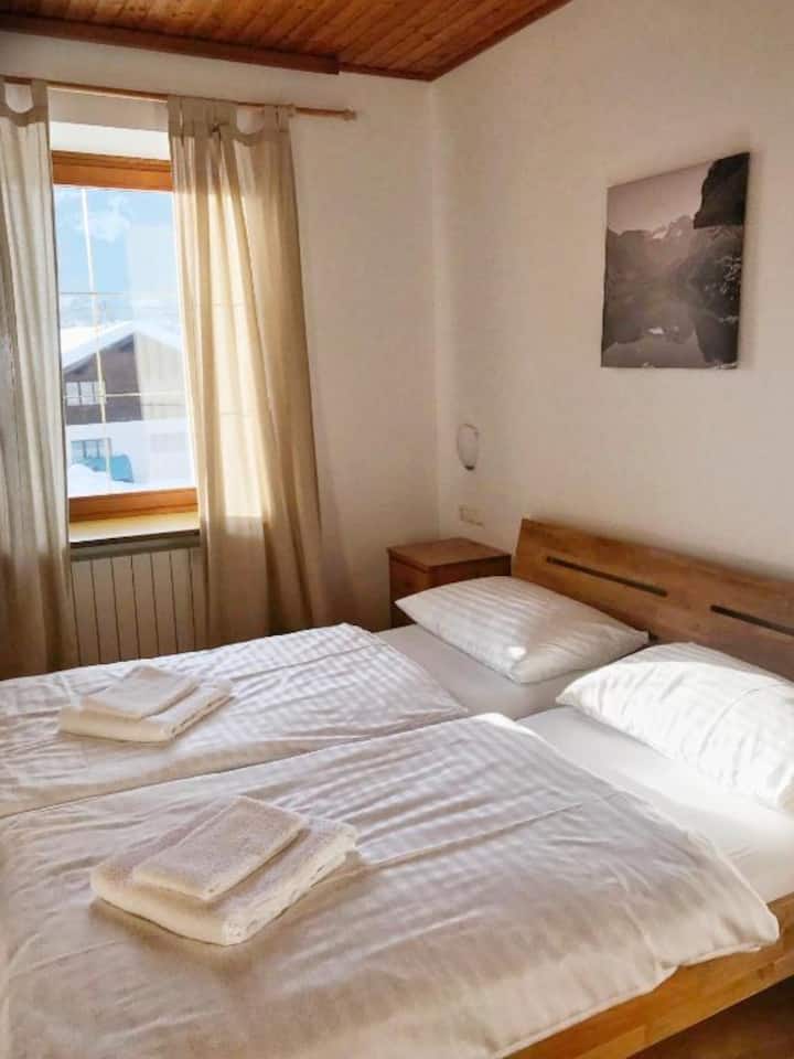 Cosy Apartment For 7 Persons Near Hallstatt - Gosau