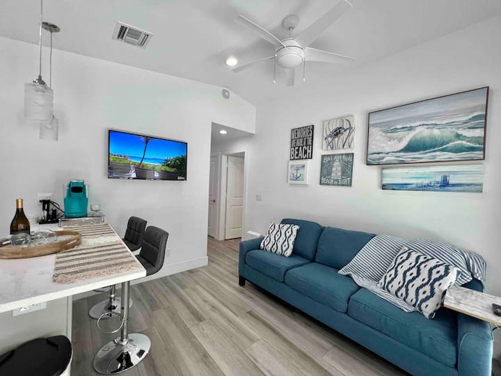 The Hammock House Salt Pool & Jacuzzi! Near Beach. Private! - Jupiter, FL