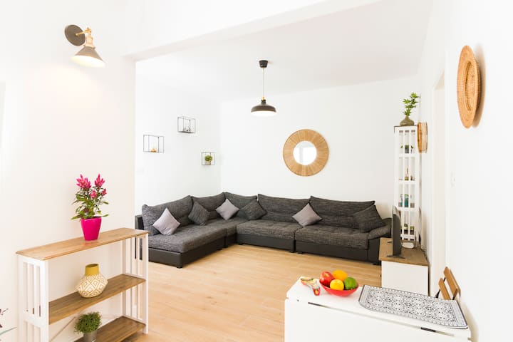 'Bella Piso'-2 Bed Refurb'd 6 Mins To Beach - la Grande Canarie
