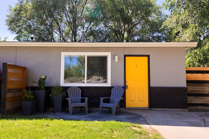 Best Friends Welcome!   Private Fully Fenced Yard! - Boise, ID