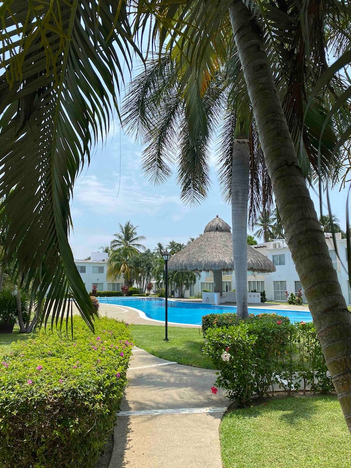 Gran Alberca, Amenidades - Acapulco