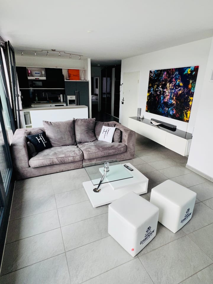Business Loft Apartment Mit Whirlpool & Stellplatz - Rostock