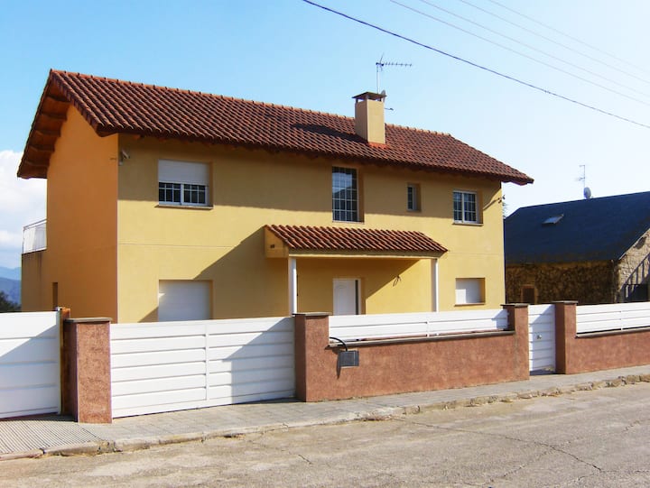 Casa Comoda,bien Comunic. Ideal Familias Viajeras - Caldes de Montbui