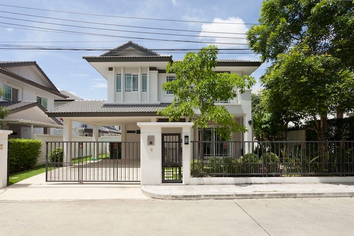 2br Private & Peaceful House - Chiang Mai