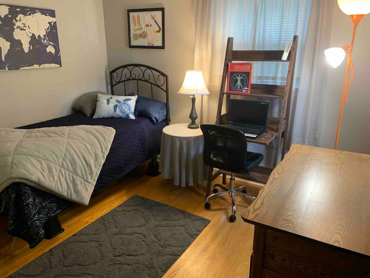 Life In The Burbs - Females Only - Rochester, NY