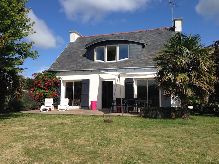 Maison Spacieuse à 300m De La Plage - Combrit