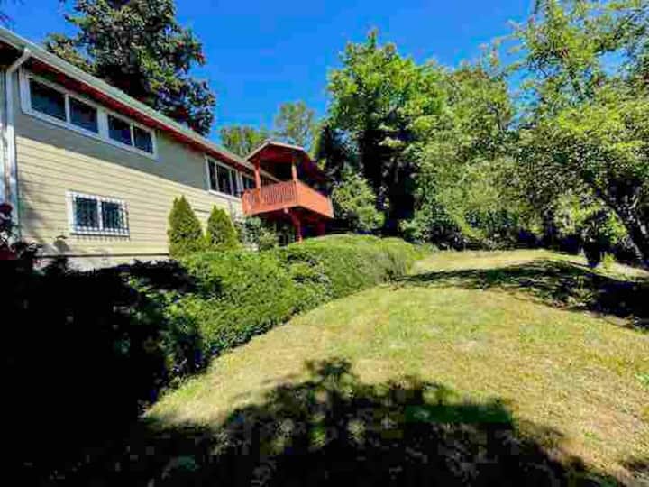 South Seattle Cottage - Renton, WA