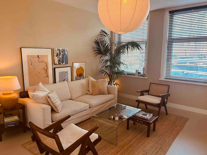 Lovely Ground Floor Apt With Garden On A Canal! - Amsterdam