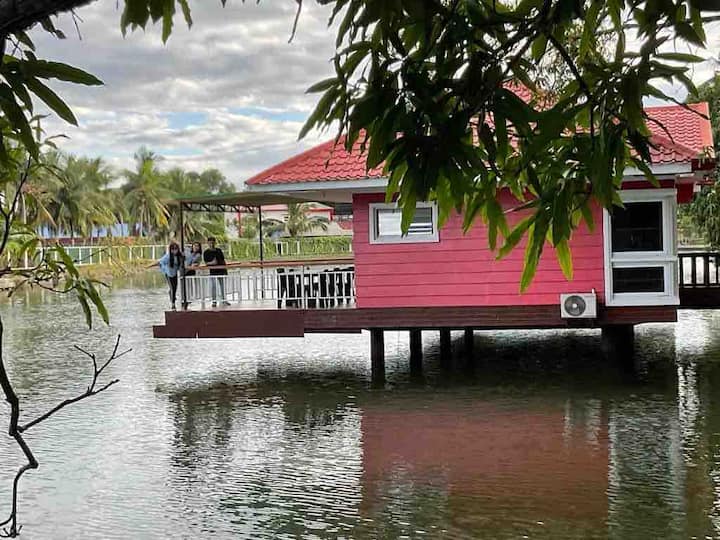 Rcr Presidential Lake House - Bulakan