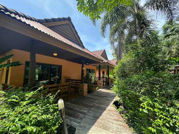 Pool Side Room With Breakfast (R.2) - Ao Nang