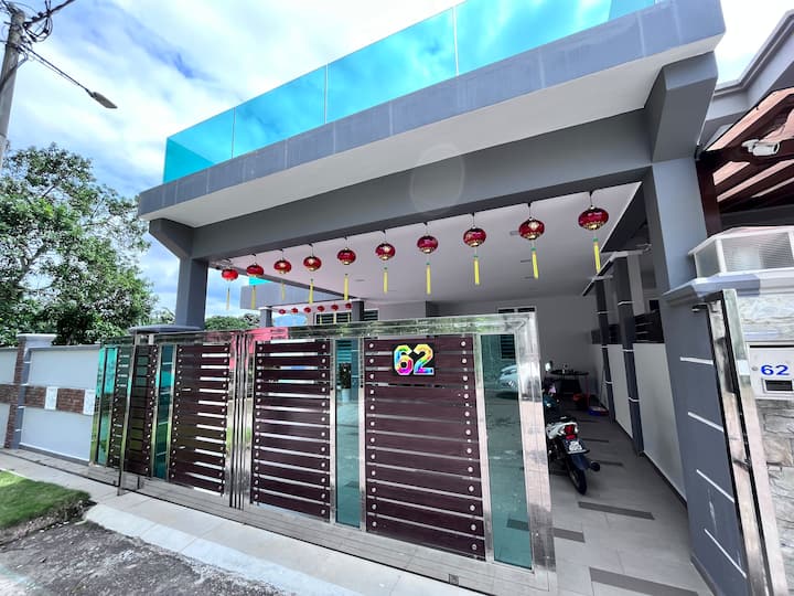 Kluang Starvilla Swimming Jacuzzi Pool 居銮泳池名宿 - Kluang