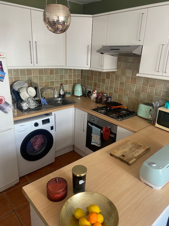 Cosy Double Room - London