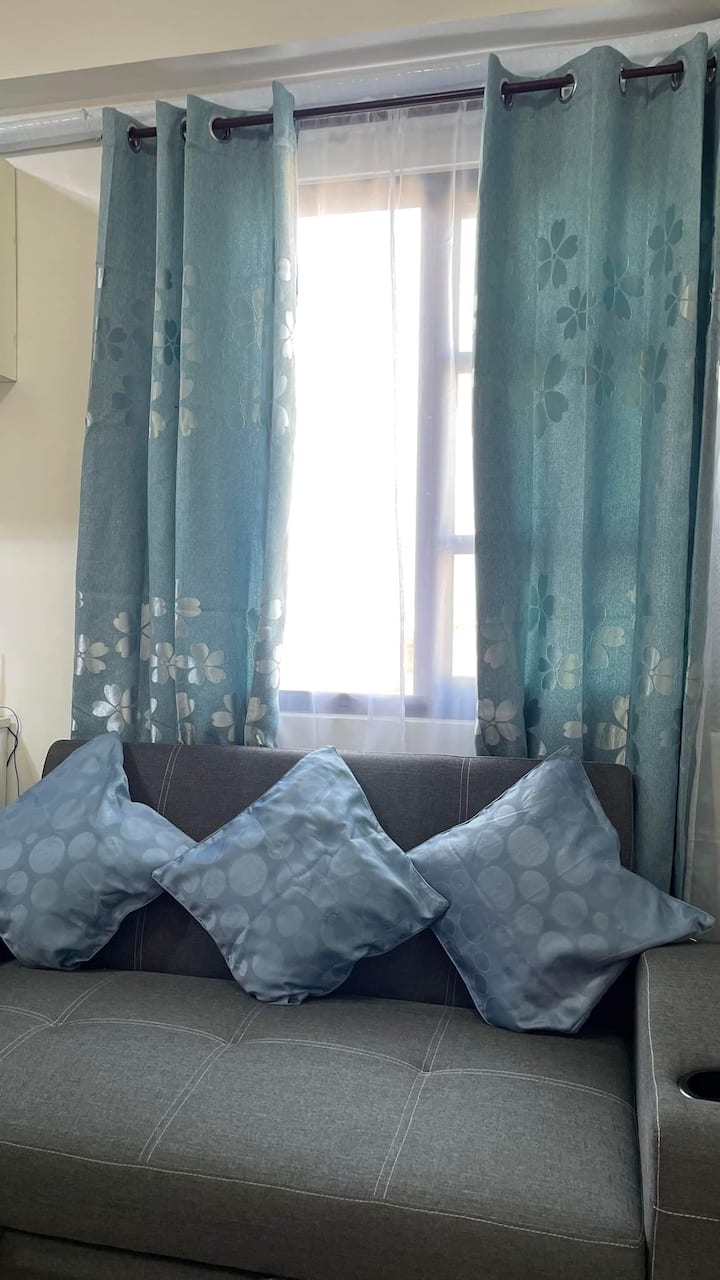 [Mactan]modern 1br | Steps To Mall & 200mbps Wi-fi - Lapu-Lapu City