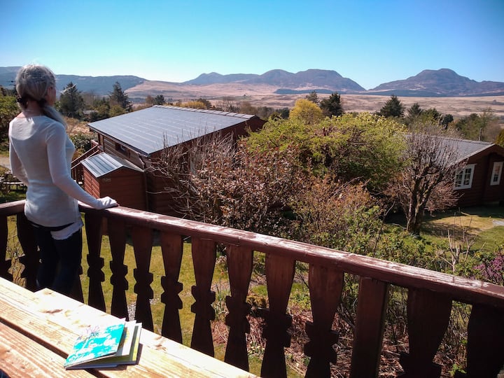 Cosy Log Cabin With Sun Terrace And Mountain Views - Snowdonia National Park