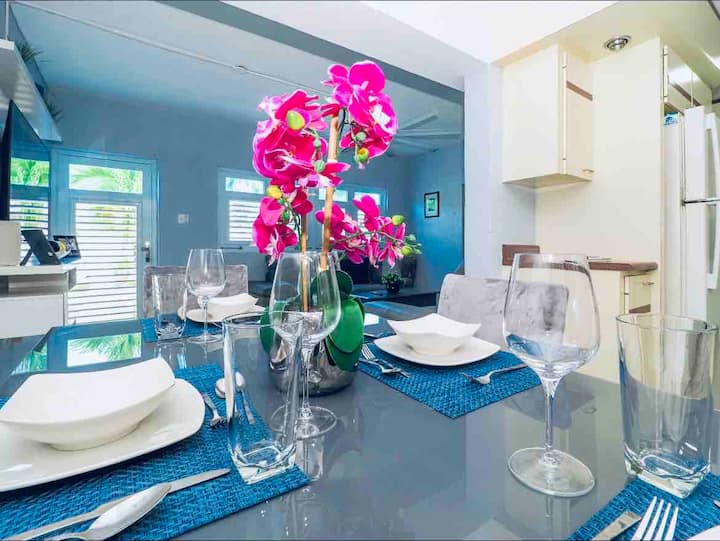 Beachside Condo At Playa Costa Azúl/3br - Luquillo