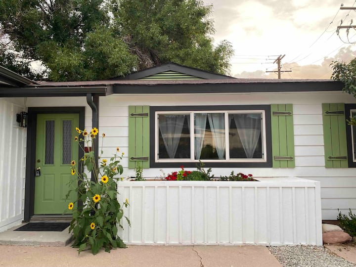 Dt Charming Vintage Cottage House/close To Parks - Cedar City, UT
