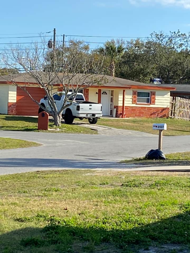 Vacation Home Heated Pool - Tarpon Springs, FL