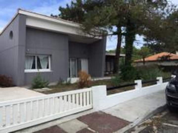 Très Belle Villa Double Terrasse - Carcans