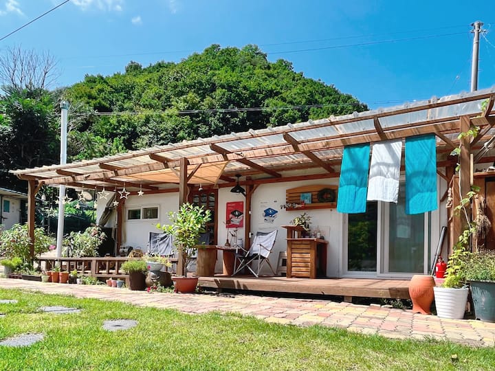 고요한 산골 책방스테이 
책방, 하늘밭봄 - 영양군