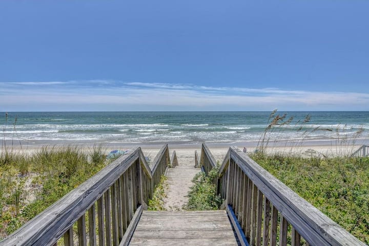 Topsail Island Private Beach Access. - Topsail Beach, NC