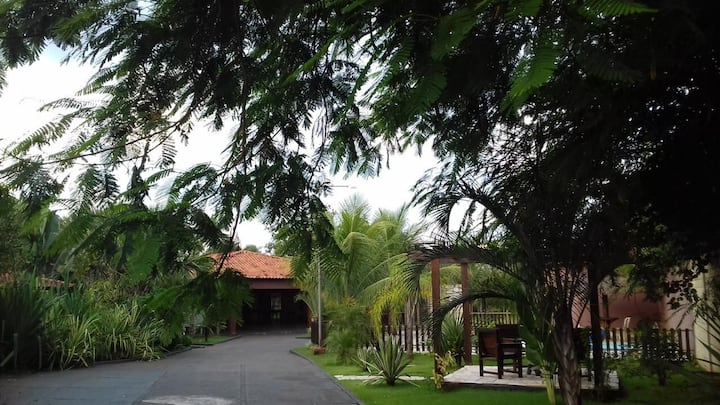 Casa Confortável Em Meio A Natureza. - Ribeirão Preto