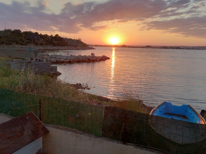 Sète : Superbe Appartement Au Bord De L'étang - Sète