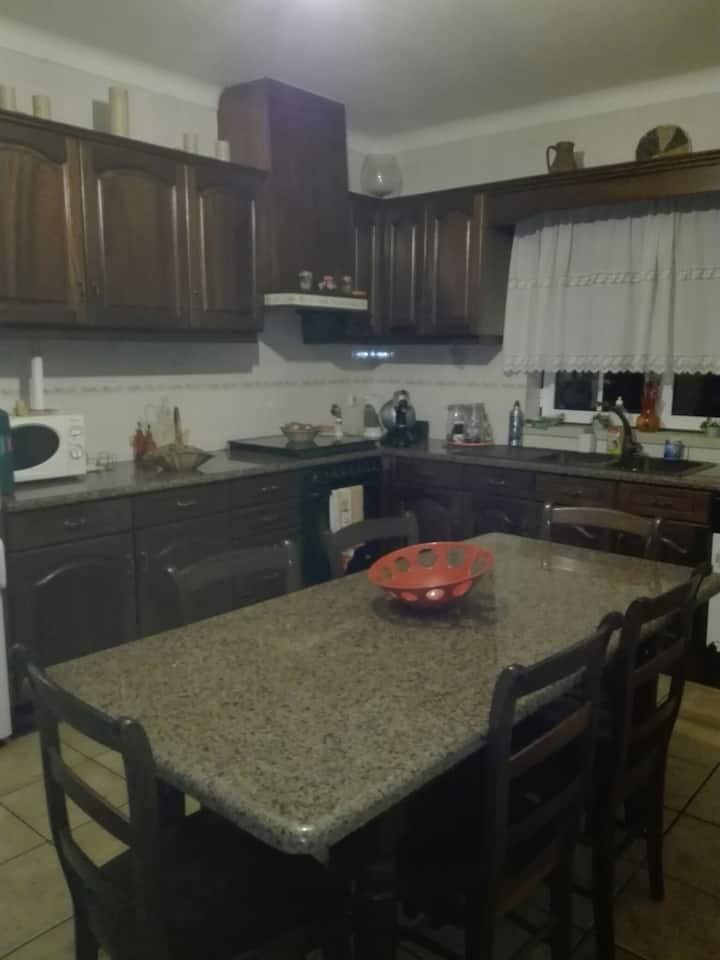 Cosy House, Near Nazaré, Alcobaça - Alcobaça