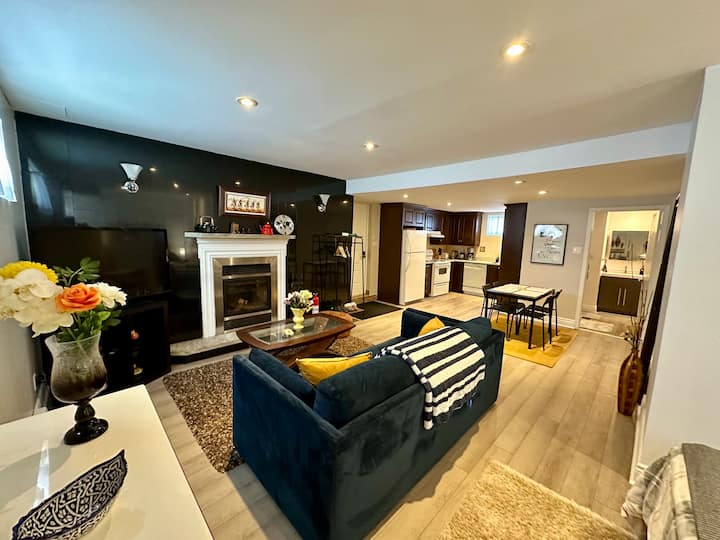 Insta-worthy Peacefull Suite High Speed Wi-fi - Laval