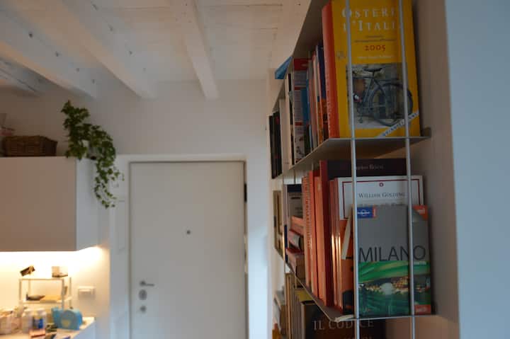 Contesto D'epoca, Moderno. A Pochi Passi Dal Duomo - Milán