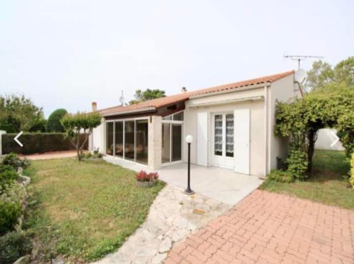 Villa 3 Chambres De Plain-pied à 250m De La Plage! - Saint-Denis-d'Oléron