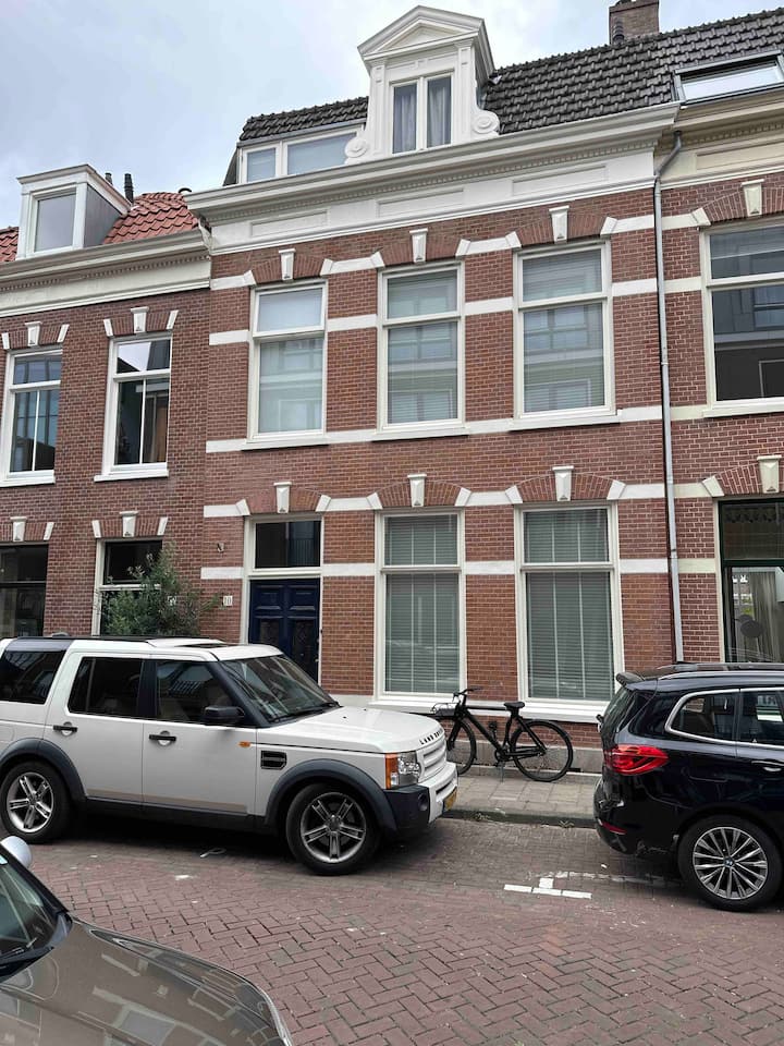 Townhouse City Center & Near Beach And Amsterdam - Haarlem