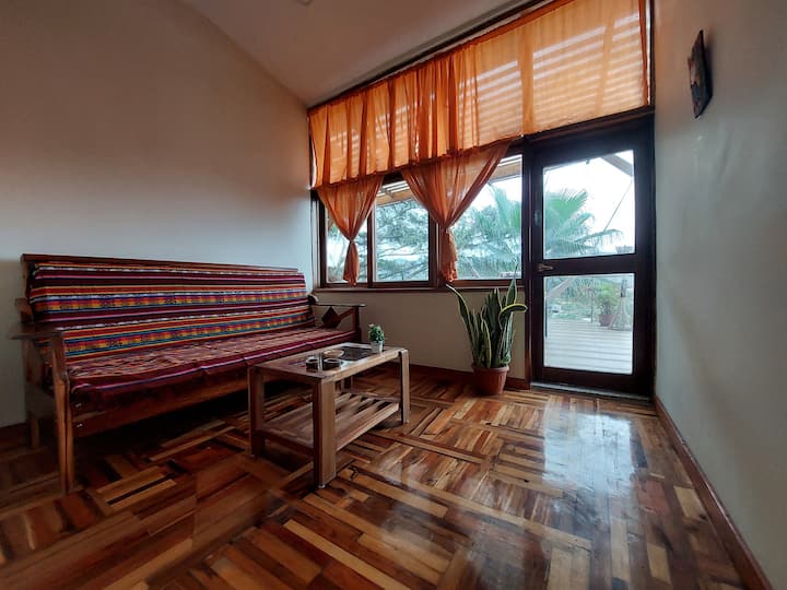 Casa Bill Clinton: The Main Deck (#2) - Salango