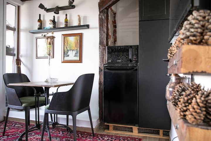 Georgi's Guest Studio - Sofia