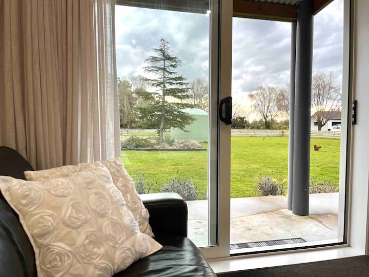 Adorable 1 Bedroom Separate Guesthouse - Gisborne