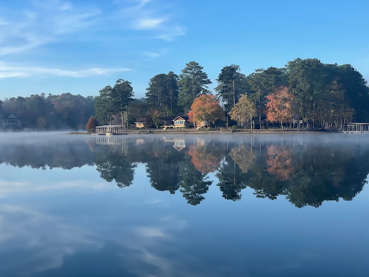 Waterfront Home Stunning Lake Views  
Quiet Cove - Hot Springs, AR