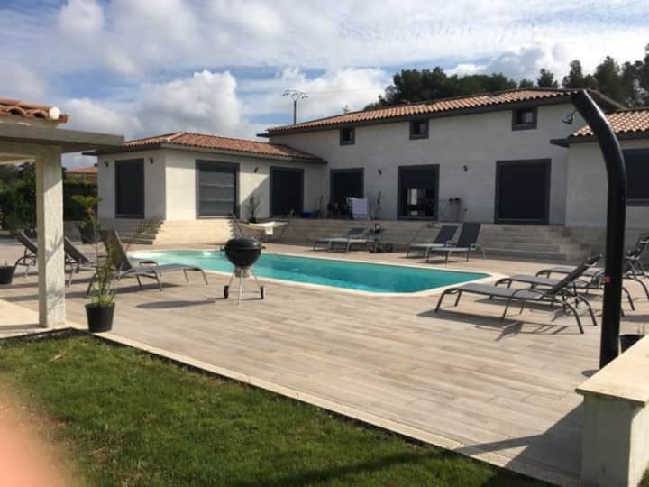Magnifique Villa - La Fare-les-Oliviers