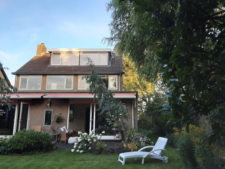 Pittoresk Dorp Near Amsterdam ,Haarlem & Beach - Hoofddorp