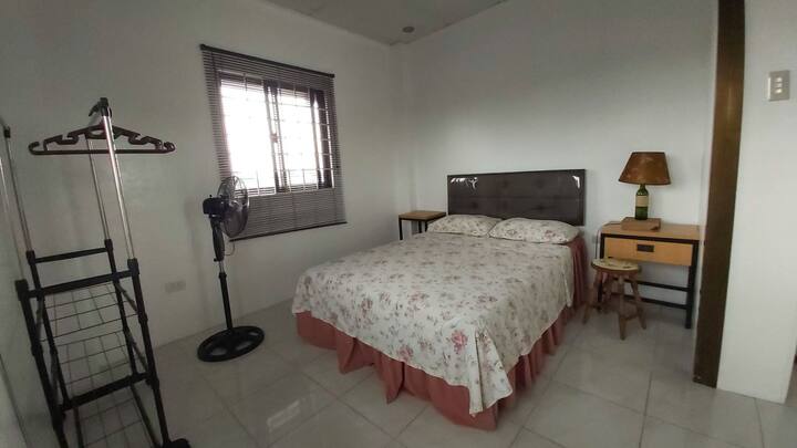 A Room In A Country Home At Town Center (Rm203) - Majayjay