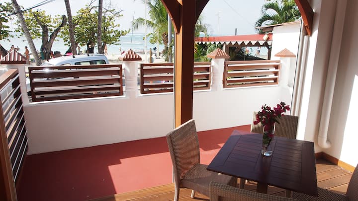 Bungalow Nora " Le Cod’or"  à  Ste-anne Plage - Guadeloupe