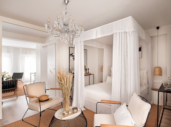 ♥ Beach Chic Luxury Apartment, Old Town Alicante - Costa Blanca