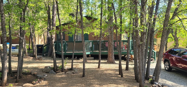 Munds Park Home Sleeps 6 Max 3 Bedroom 2 Bath - Munds Park, AZ