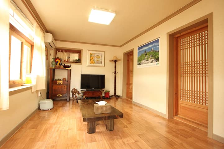 교동백작_백작1호실(2~3인) - Jeonju-si