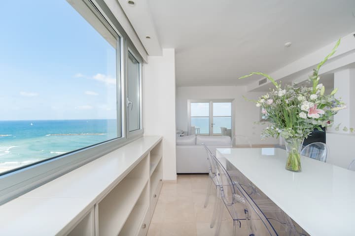 Ta Beachfront Chick Apt דירה מהממת על הים בתל אביב - Tel-Aviv